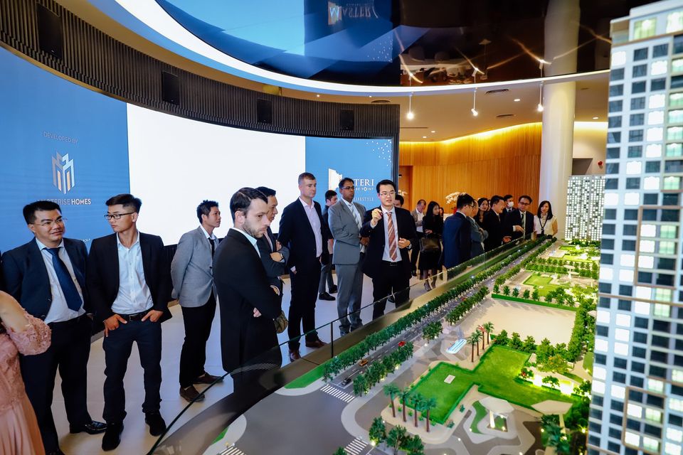 VISIT MASTERI CENTRE POINT SALES GALLERY – THE PREMIUM COMPOUND ...